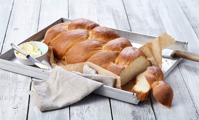 Hefeteig Mit Trockenhefe Rezept
