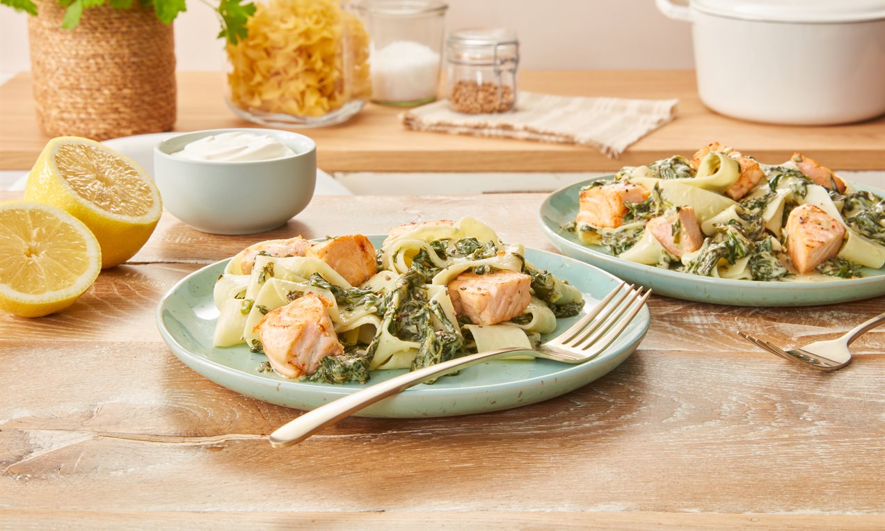Lachs Spinat Pasta Rezept | Dr. Oetker