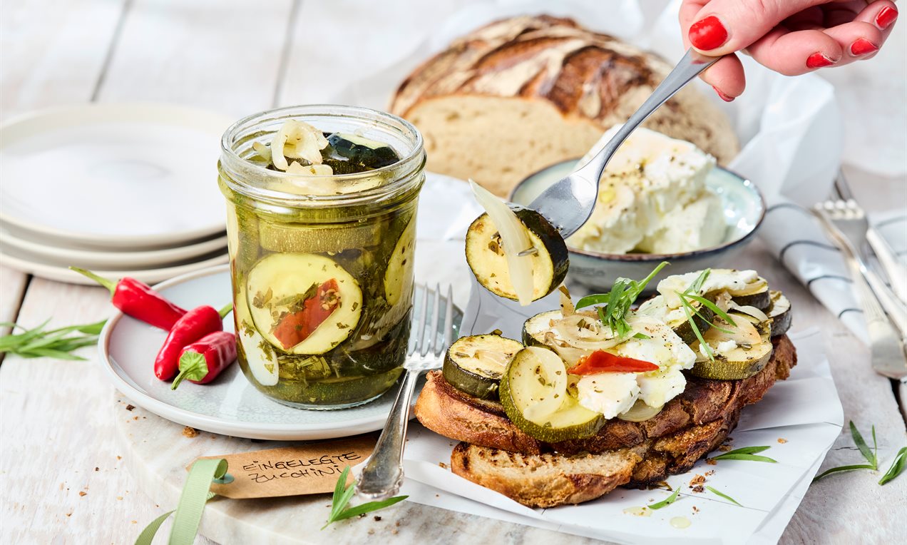 Zucchini einlegen Rezept | Dr. Oetker